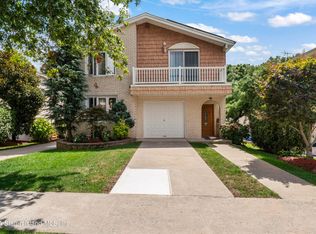 28 Singleton St, Staten Island, NY 10309 | MLS #2406234 | Zillow