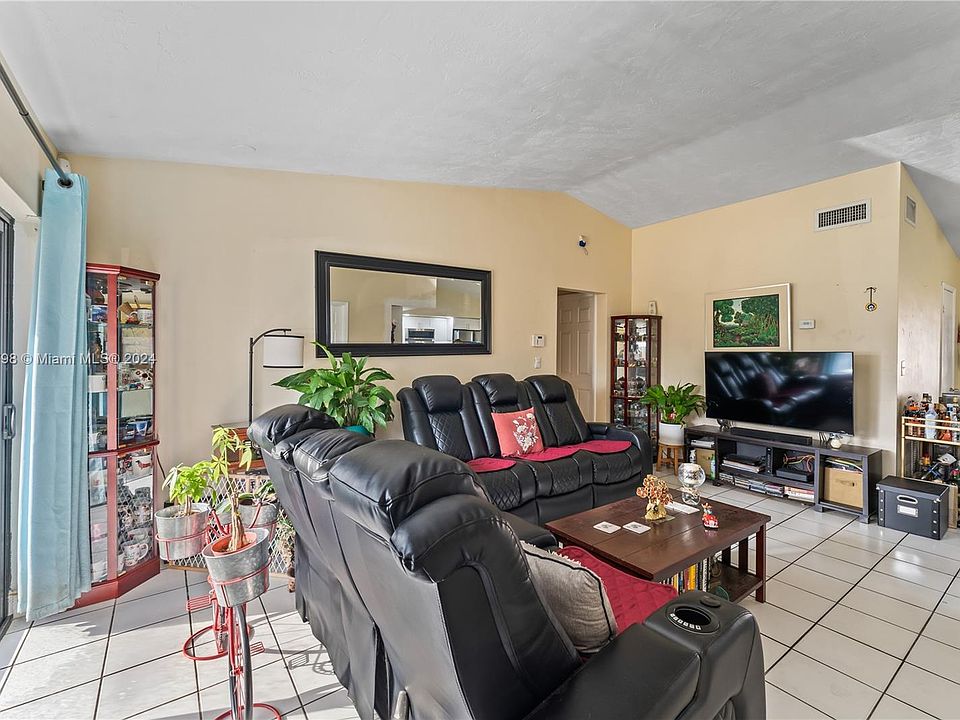 12011 SW 110th Street Cir E, Miami, FL 33186 | Zillow