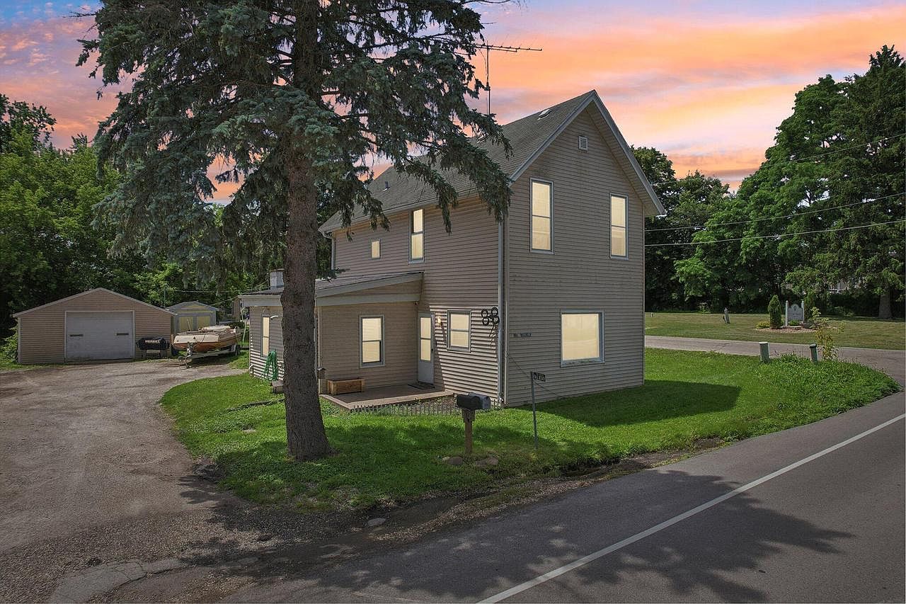 N67W3341 County Trunk Highway K, Oconomowoc, WI 53066 | Zillow