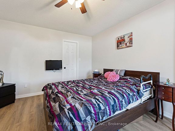 70 Padfield Dr, Clarington, ON L1C 5E7 | MLS #E12181444 | Zillow