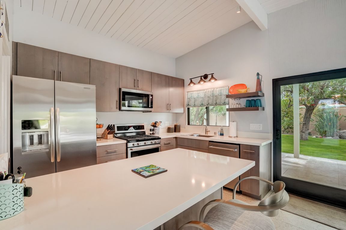 297 N Monterey Rd, Palm Springs, CA 92262 | MLS #24-353059 | Zillow