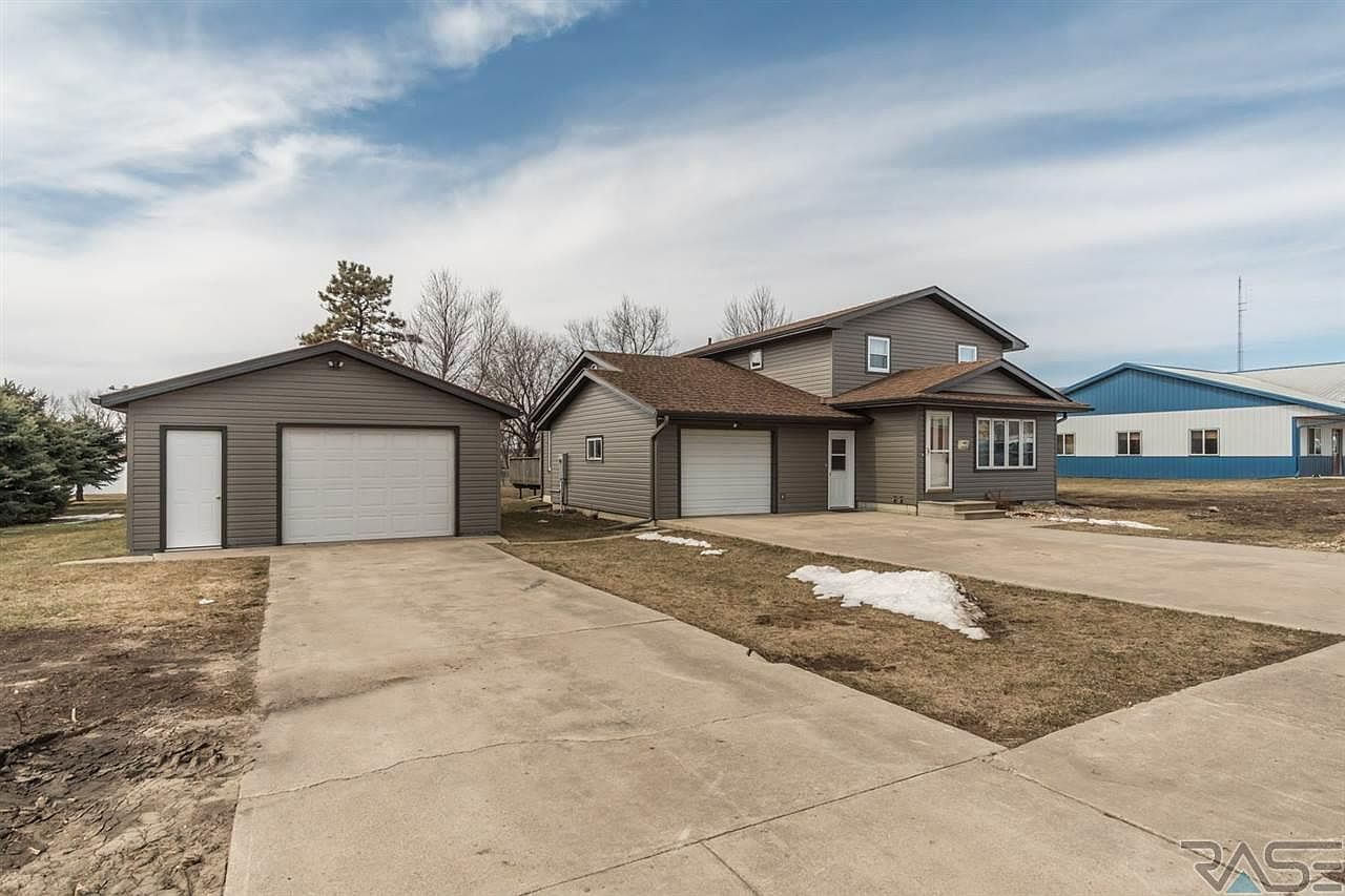 205 Clinton St, Lester, IA 51242 | Zillow