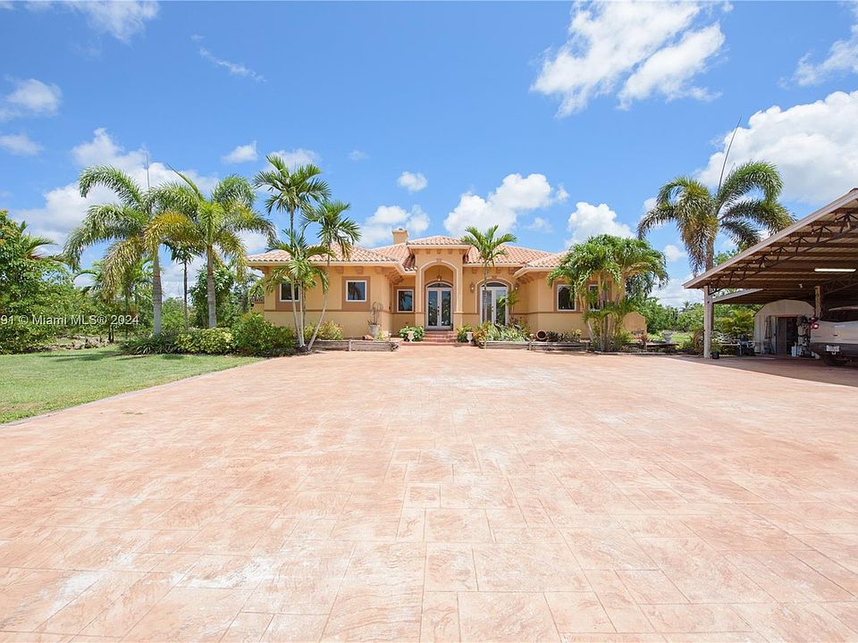20401 SW 184th St, Miami, FL 33187 | MLS #A11453991 | Zillow