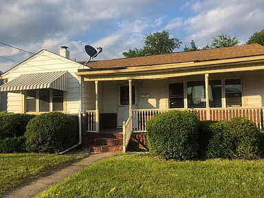 210 Center St Taylor PA | Zillow