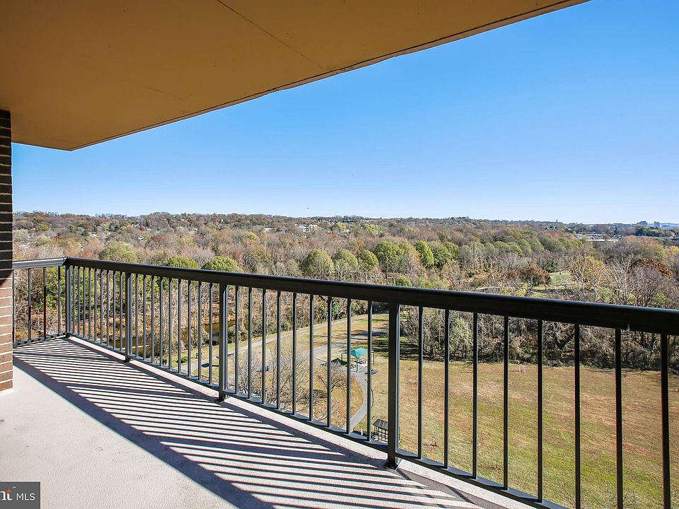 Hallmark Apartments - Alexandria, VA | Zillow