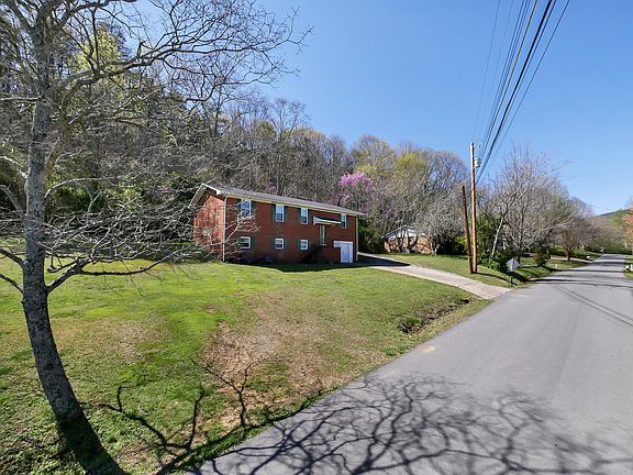 919 Mayfair Ave, Jasper, TN 37347 | Zillow