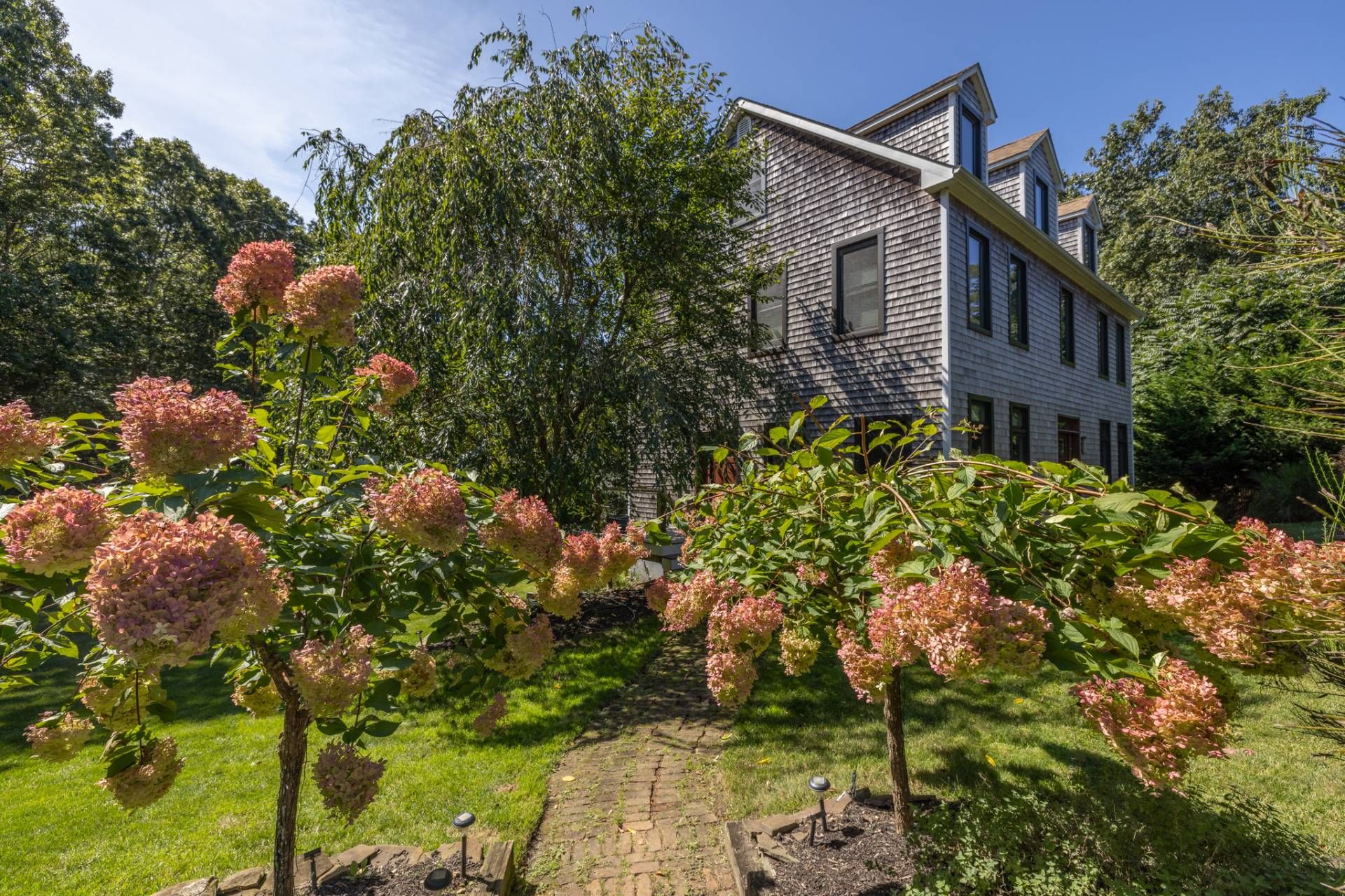 20 Rolling Hill Ct E, Sag Harbor, NY 11963 | Out East