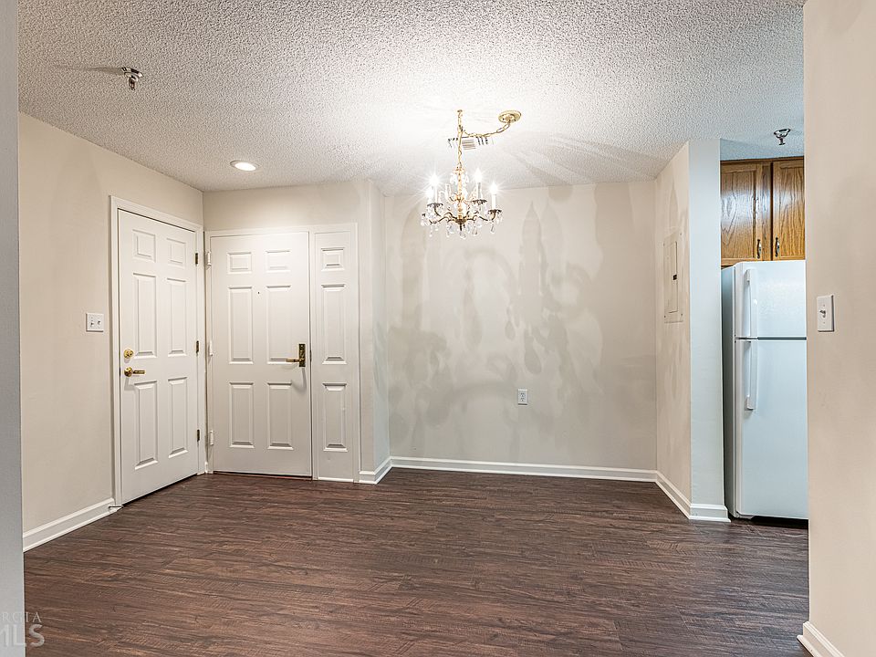 1800 Clairmont Lake Decatur, GA, 30033 - Apartments for Rent | Zillow
