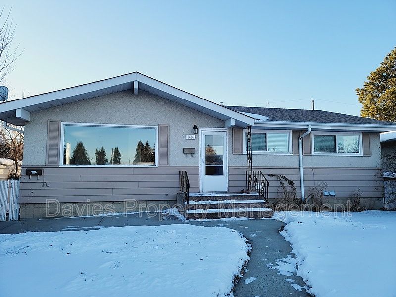 13444 113a St NW #1, Edmonton, AB T5E 5C2 | Zillow