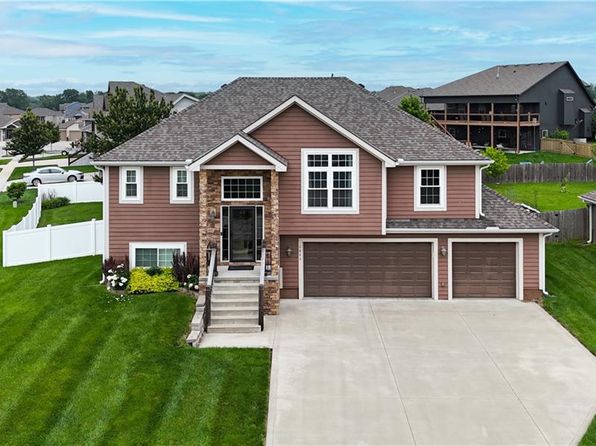 Piper Kansas City Real Estate - Piper Kansas City Homes For Sale | Zillow