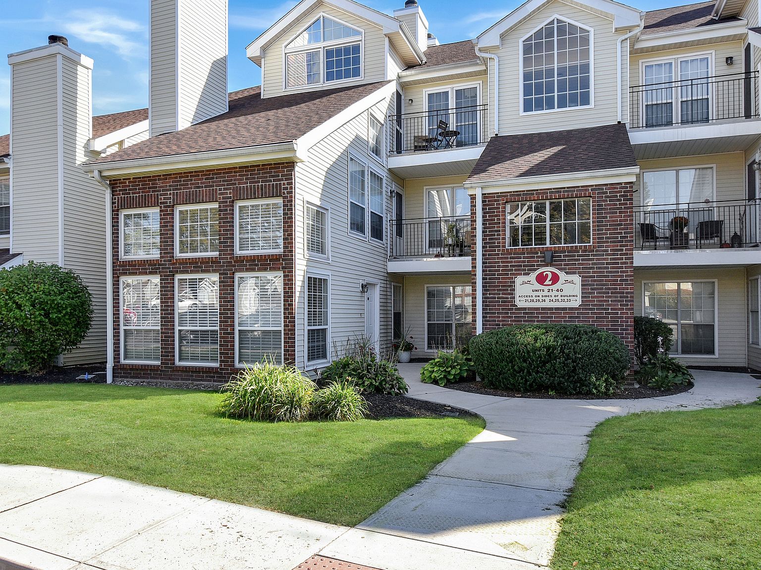 27 Carriage Crossing Lane #27, Middletown, CT 06457 | Zillow