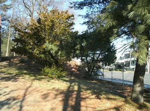 911 Washington St, Dedham, MA 02026 | Zillow