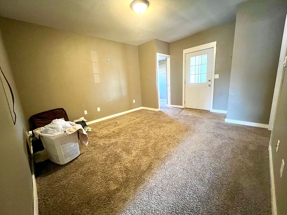 929 9th Ave #1, Brookings, SD 57006 | Zillow