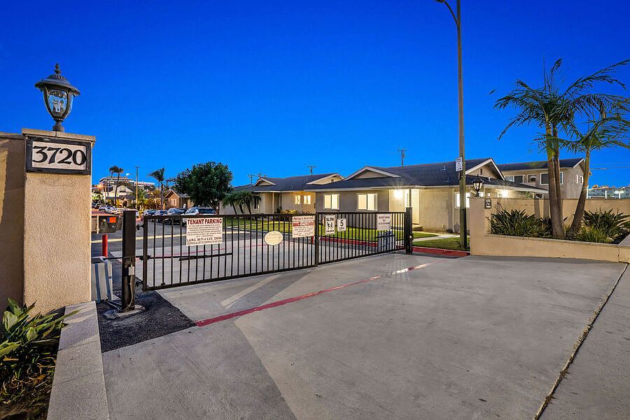 3720 Emerald St #V3, Torrance, CA 90503 | Zillow