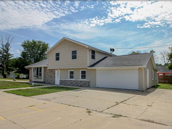 Center Point IA Real Estate - Center Point IA Homes For Sale | Zillow