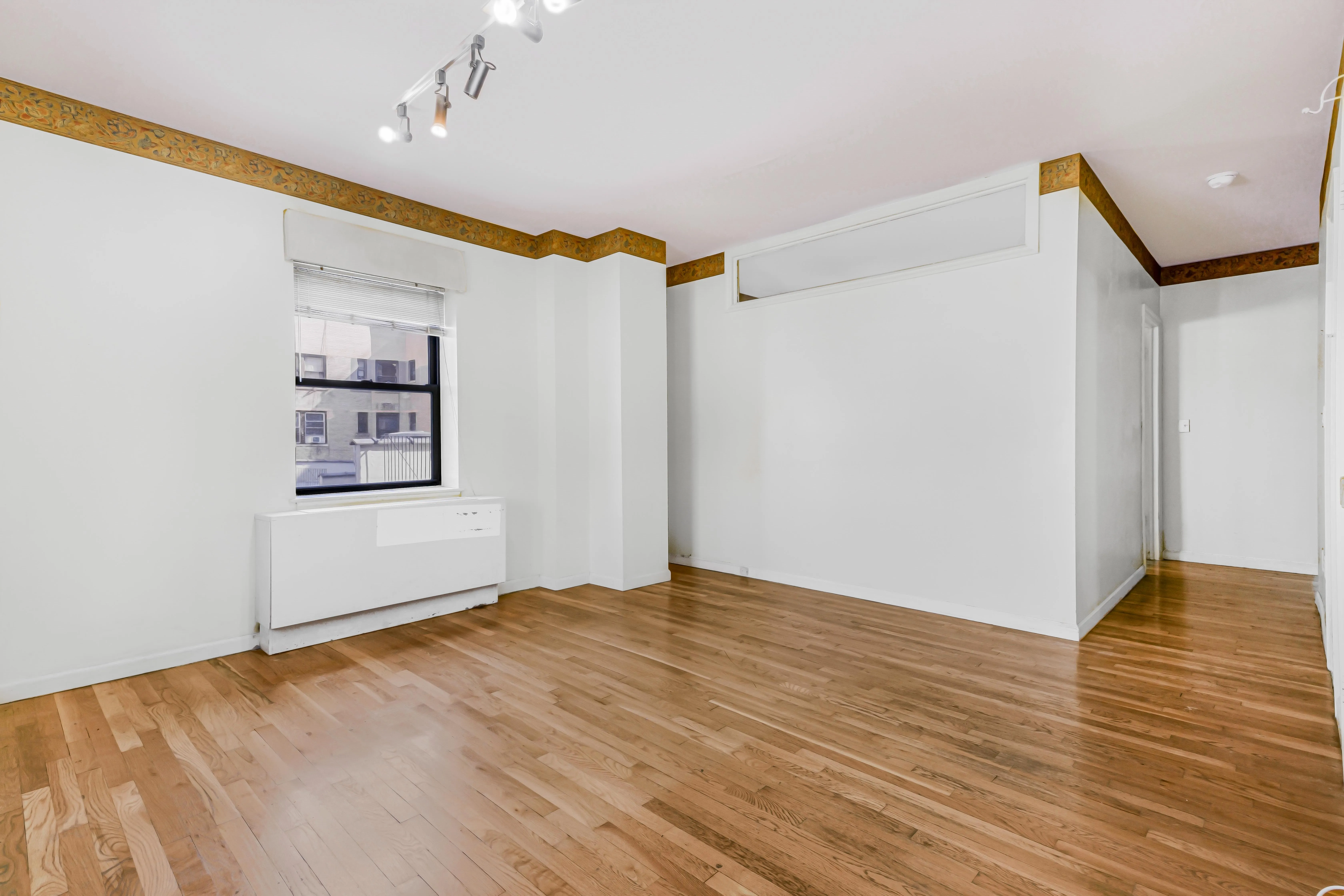 186 West 80th Street #7L in Upper West Side, Manhattan | StreetEasy