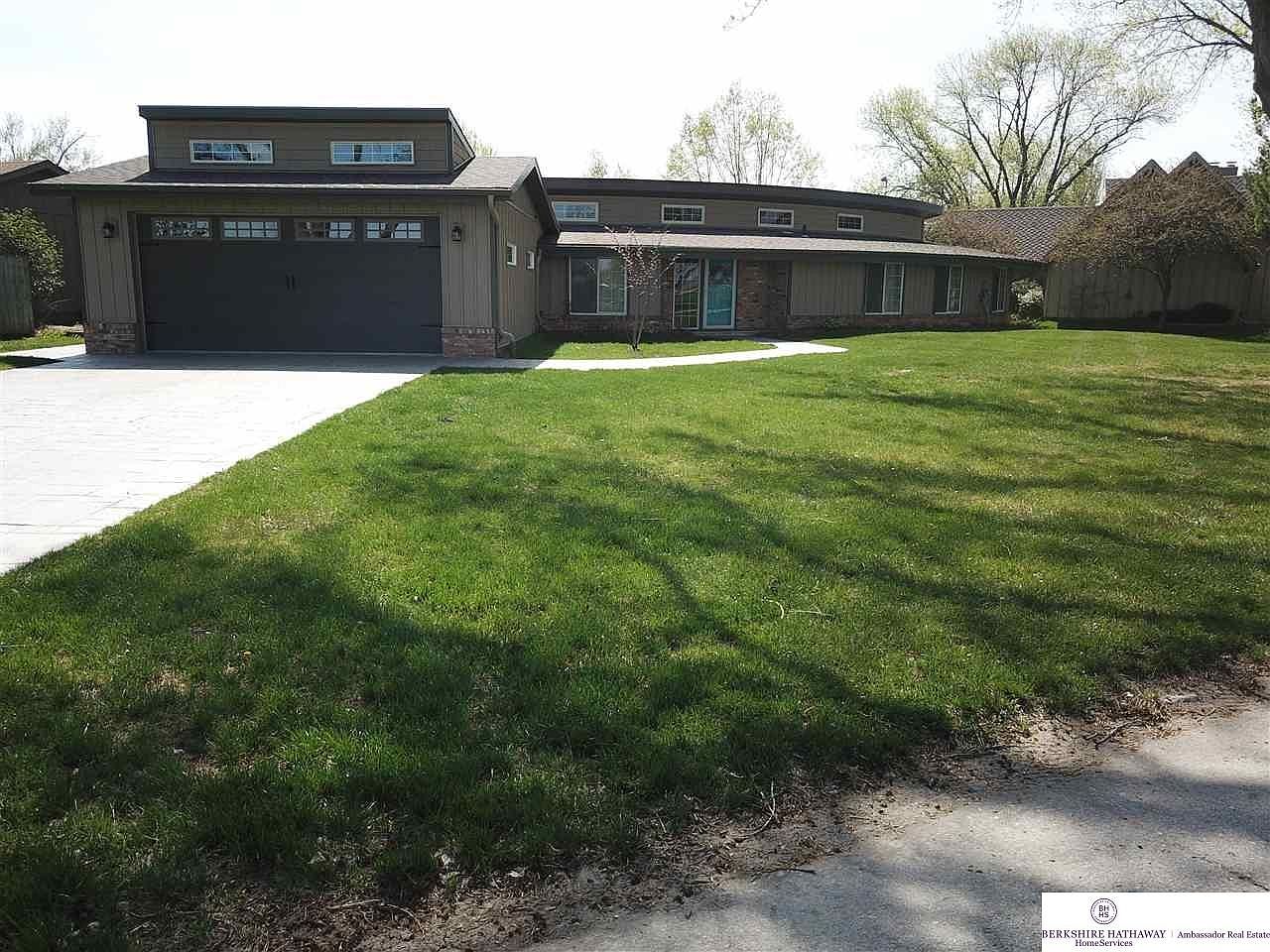 114 Ginger Cove Rd, Valley, NE 68064 | Zillow