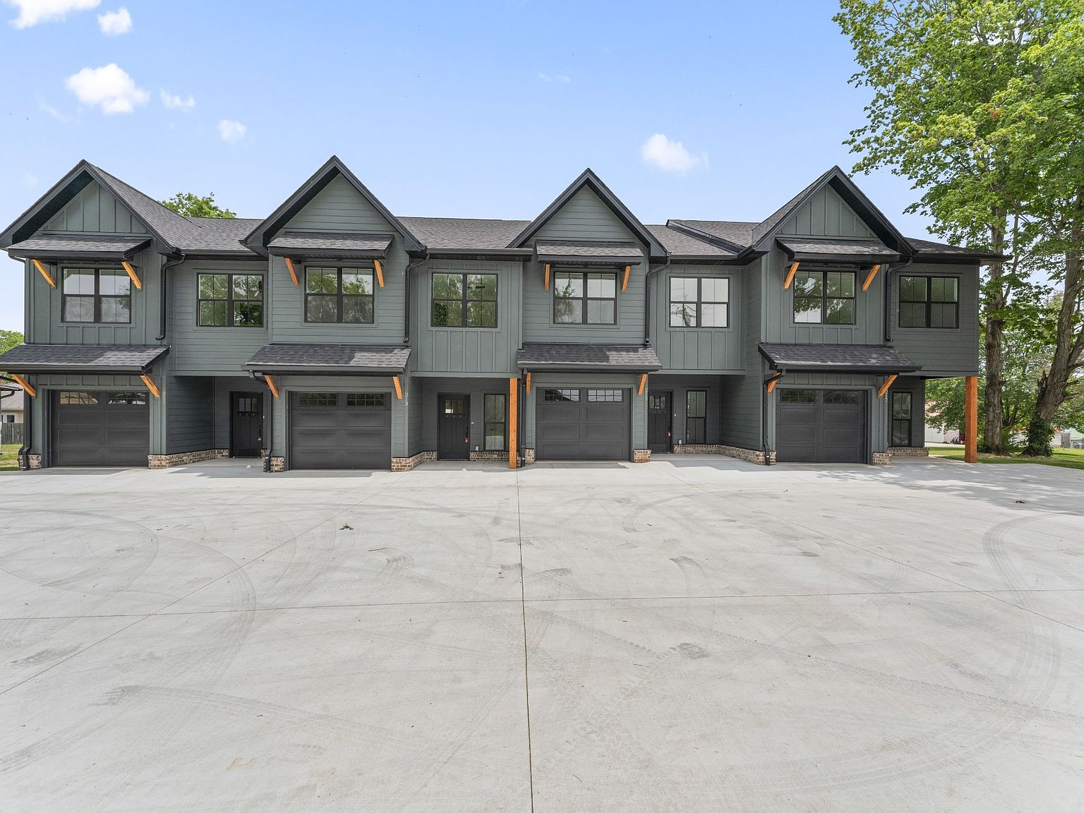 215 S Porter St #215, Winchester, TN 37398 | MLS #2888086 | Zillow