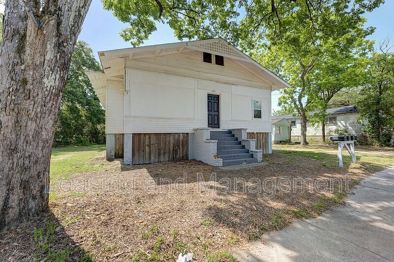 1923 Calvert St #A, North Charleston, SC 29405 | Zillow