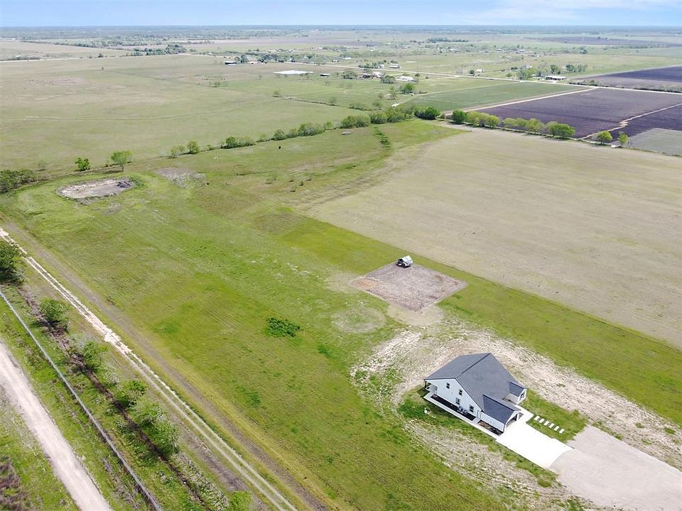 17237 Hughes Rd, Guy, TX 77444 | MLS #80988508 | Zillow