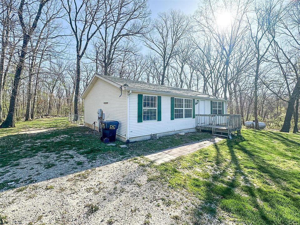 35852 Tinkers Ln, Truxton, MO 63381 | Zillow