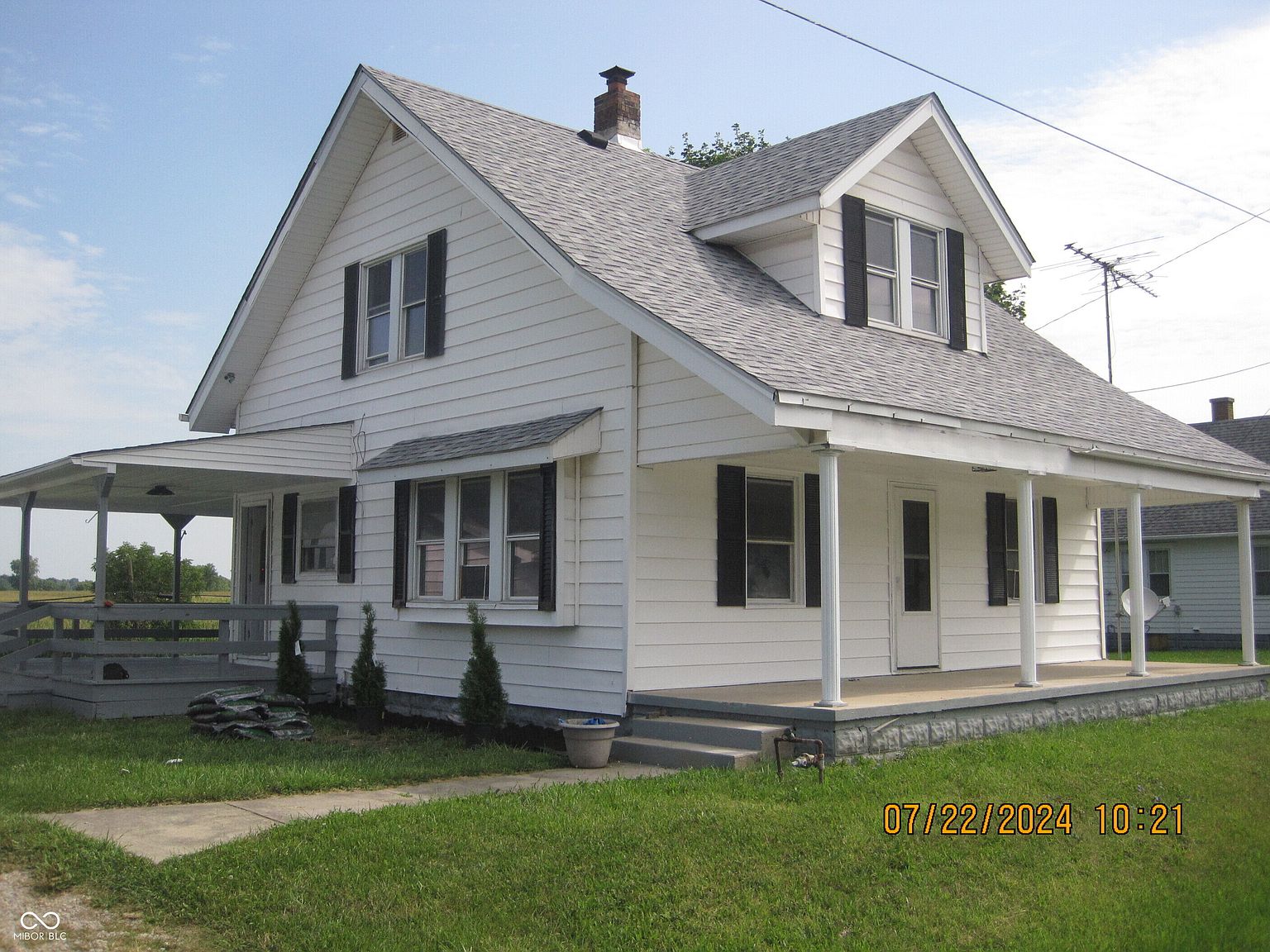 8820 E Jackson St, Selma, IN 47383 | Zillow