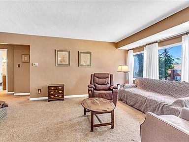 434 Summit Dr, Pittsburgh, PA 15228 | Zillow