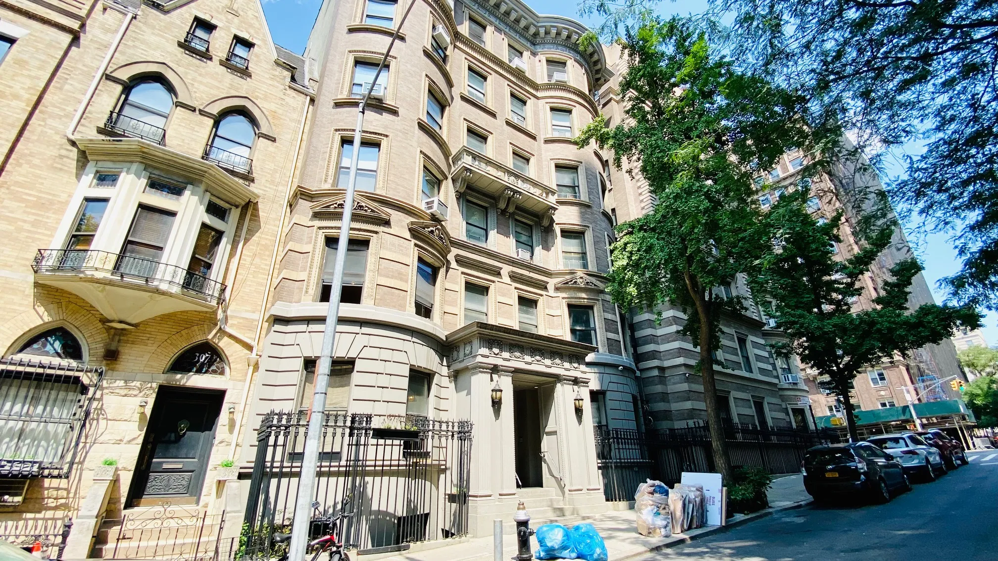 303 West 80th Street in Upper West Side : Sales, Rentals, Floorplans ...