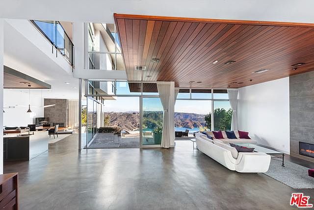 2170 Stradella Rd, Los Angeles, CA 90077 | Zillow