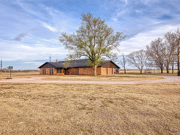 21462 E 1010th Rd, Foss, OK 73647 | MLS #1106155 | Zillow