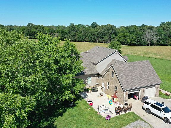 824 Mullins Ln, Benton, KY 42025 | MLS #127394 | Zillow