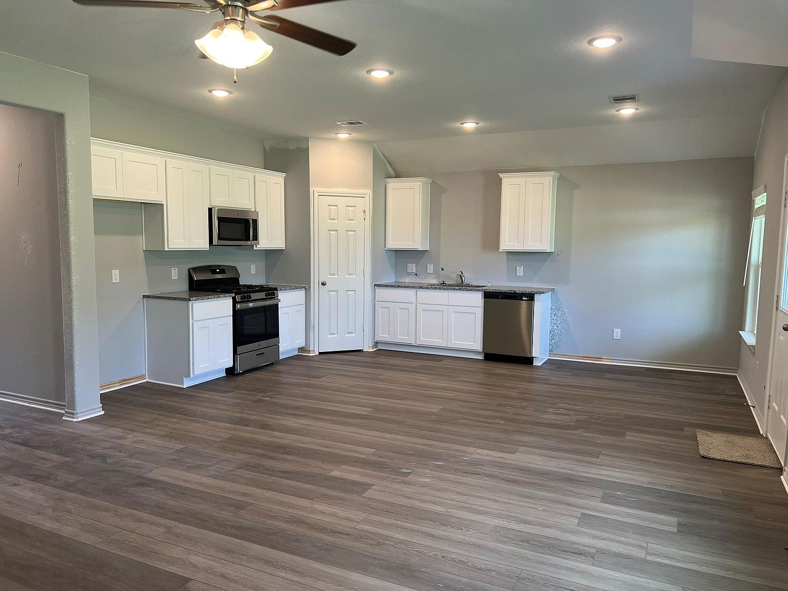 197 S Colbert St, Dayton, TX 77535 | MLS #17013676 | Zillow