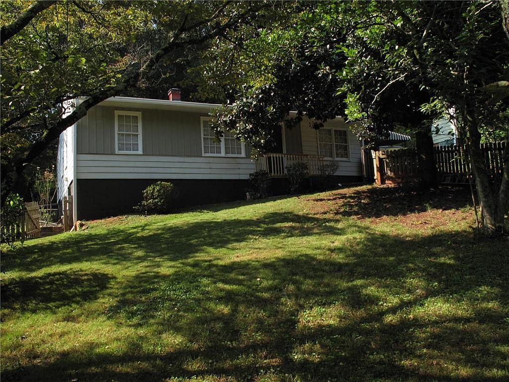 3393 Phillips Cir, Decatur, GA 30032 | Zillow