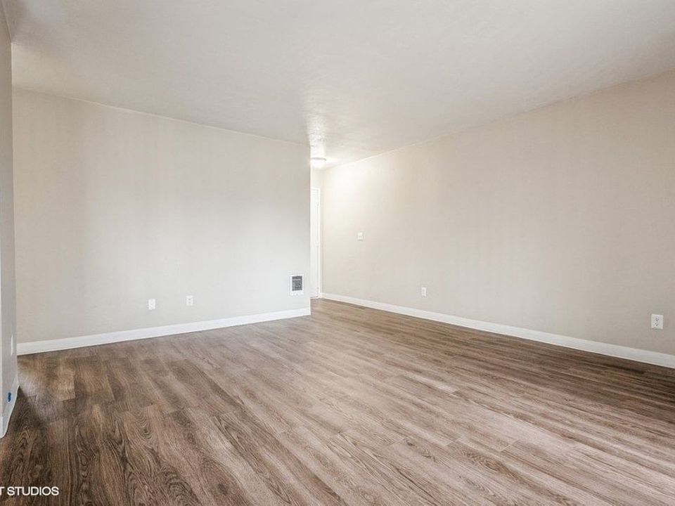 Aspire Columbia Ridge - 15910 NE Sandy Blvd Portland OR | Zillow