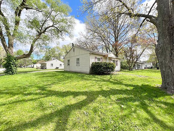 708 Illinois Dr, Rantoul, IL 61866 | MLS #12038385 | Zillow