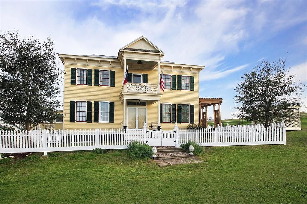 8080 Old Chappell Hill Rd, Chappell Hill, TX 77426 | Zillow