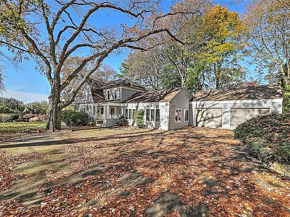 33 Sunset Rd, Bristol, RI 02809 | MLS #1347360 | Zillow