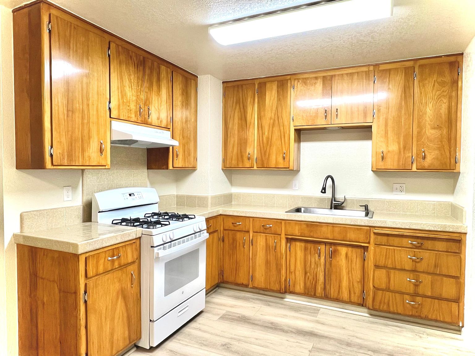 1817 W Rumble Rd, Modesto, CA 95350 | Zillow