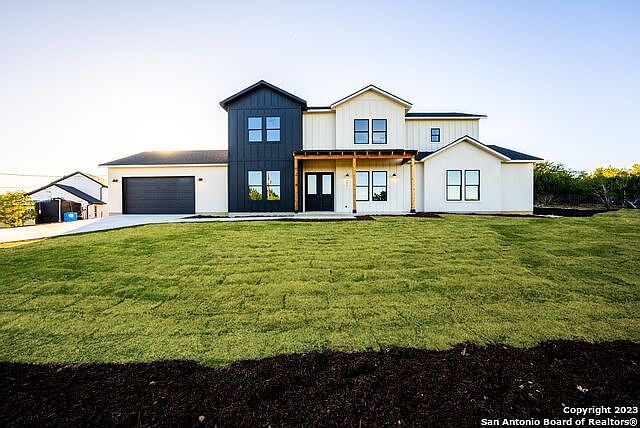 202 Hidden Lake Rd, Boerne, TX 78006 | MLS #1728064 | Zillow