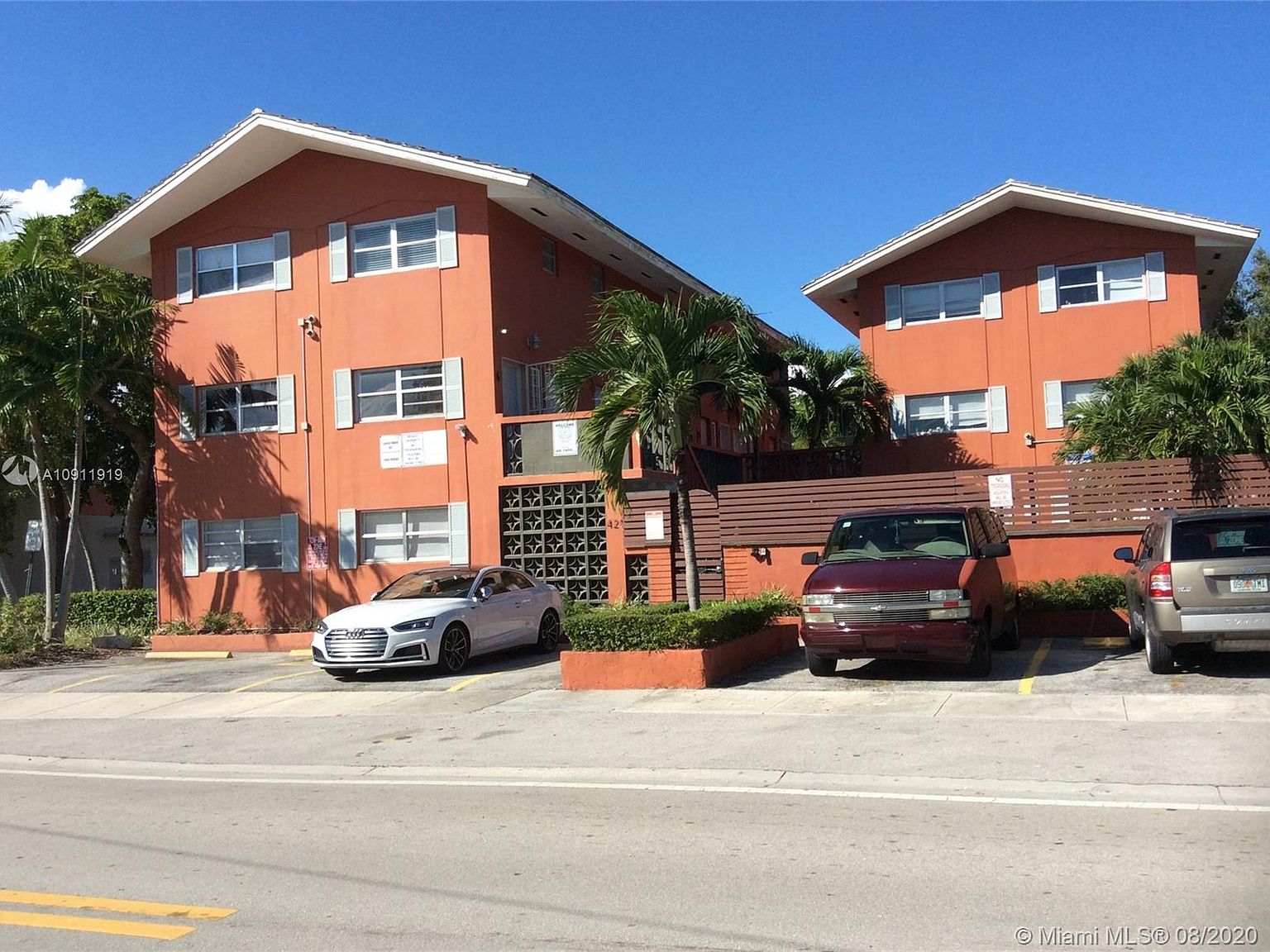 421 NE 68th St APT 8, Miami, FL 33138 | Zillow