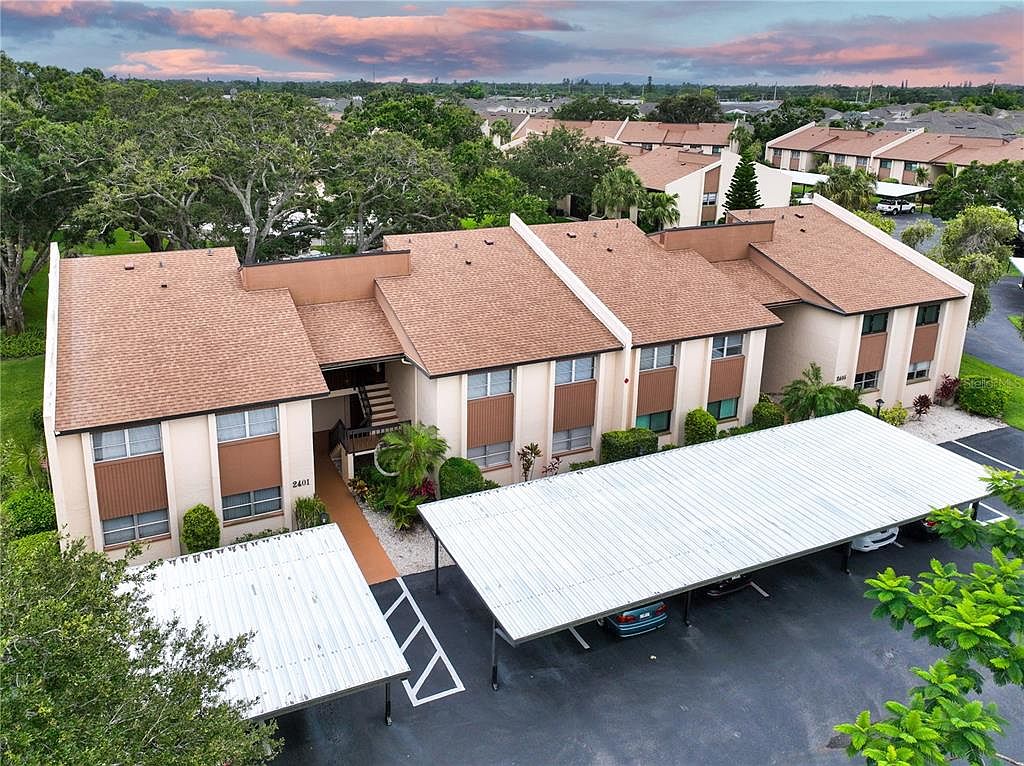 2401 Clubhouse Cir UNIT 102, Sarasota, FL 34232 | MLS #A4574374 | Zillow