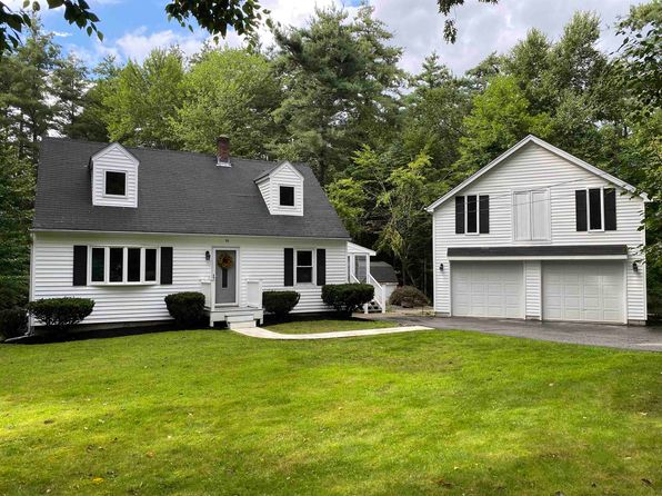 Raymond NH Luxury Homes For Sale - 12 Homes | Zillow