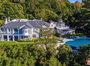 22 Oakmont Dr, Los Angeles, CA 90049 | MLS #25490861 | Zillow