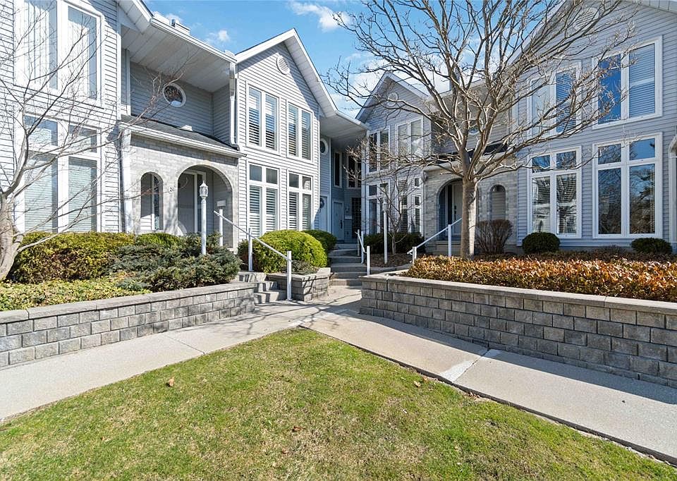 1730 Murphy Rd #8, Sarnia, ON N7S 6G8 | MLS #24005454 | Zillow