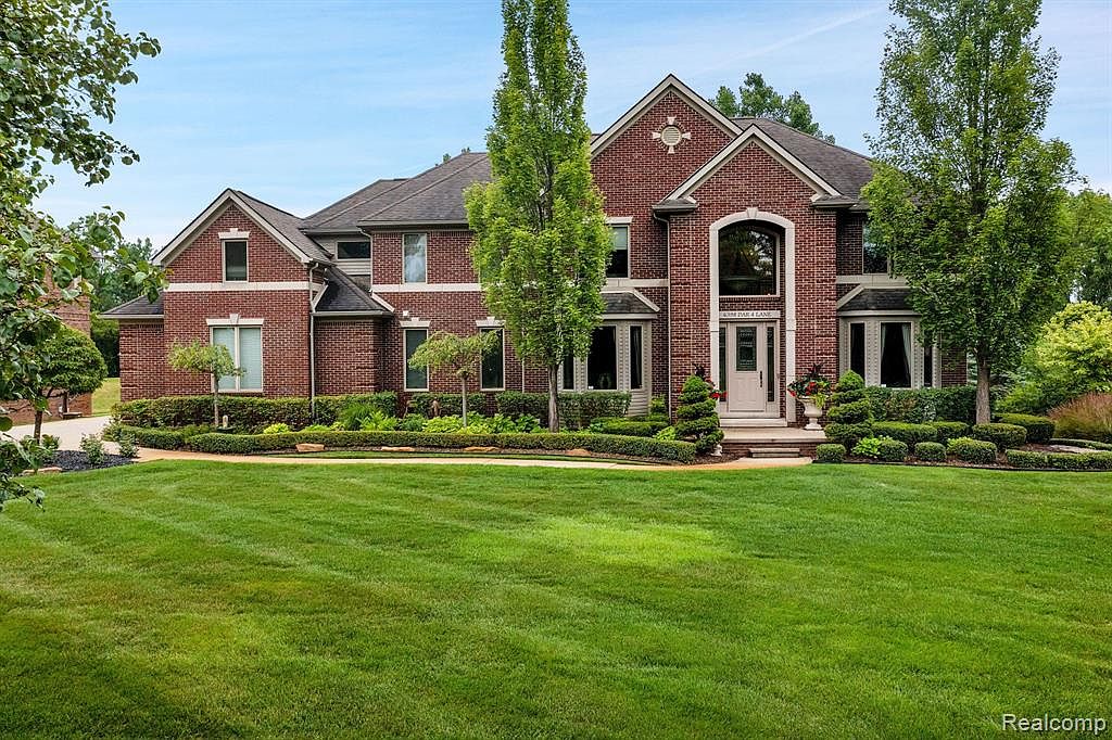 6398 Par 4 Ln, Washington, MI 48095 | MLS #20230058106 | Zillow