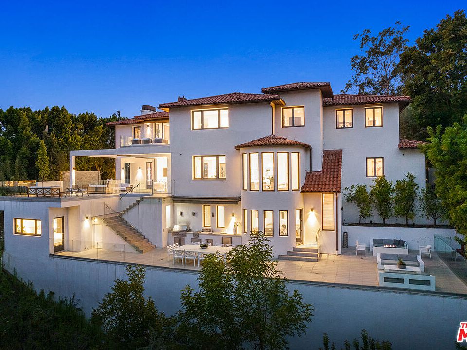 1280 Angelo Dr, Beverly Hills, CA 90210 | MLS #22-166247 | Zillow