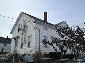 296 Canonicus St, Tiverton, RI 02878 | Zillow