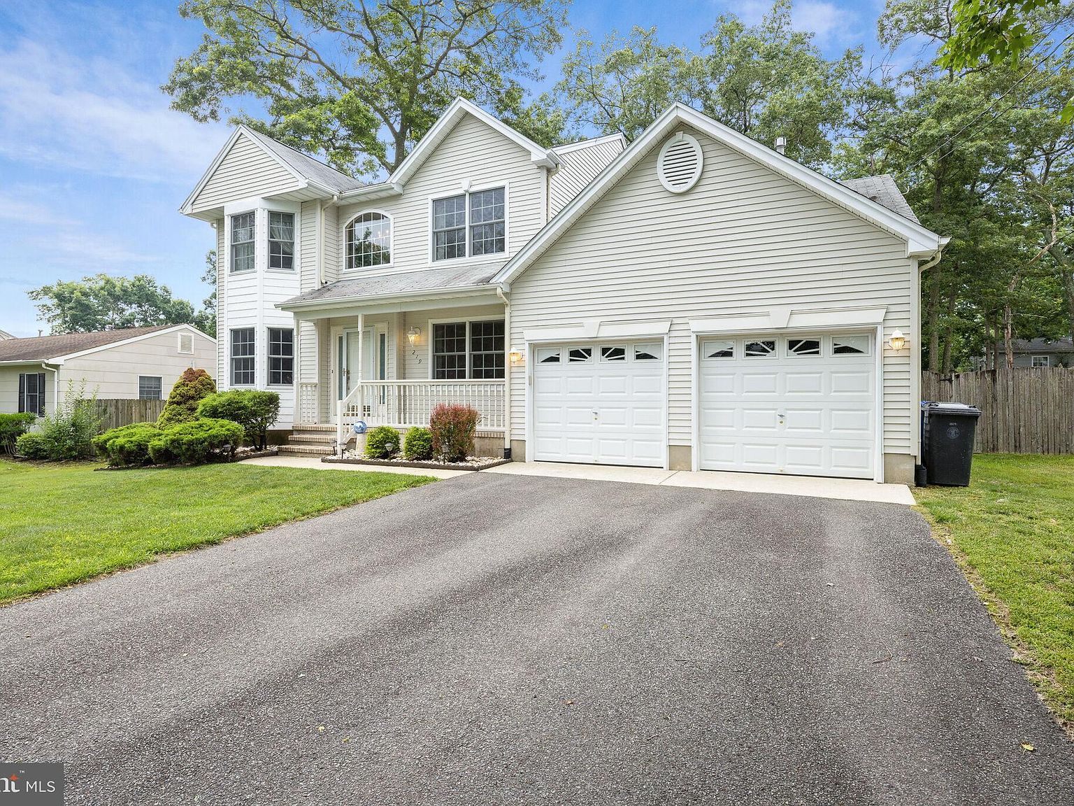 219 Compass Rd, Manahawkin, NJ 08050 | MLS #NJOC2019426 | Zillow