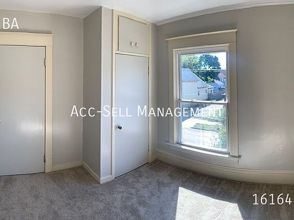 733 Olympia St SW #2, Grand Rapids, MI 49503 | Zillow