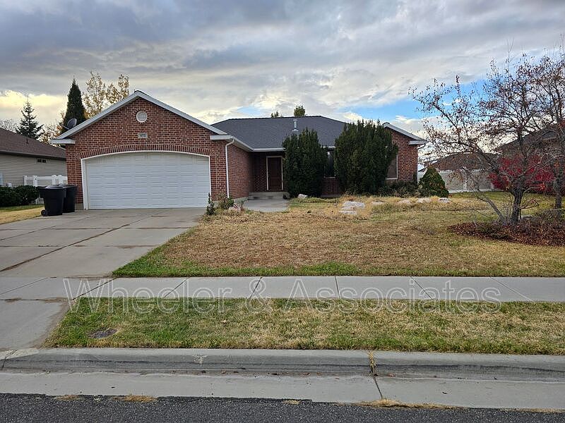 973 N 1385 W, Clinton, UT 84015 | Zillow